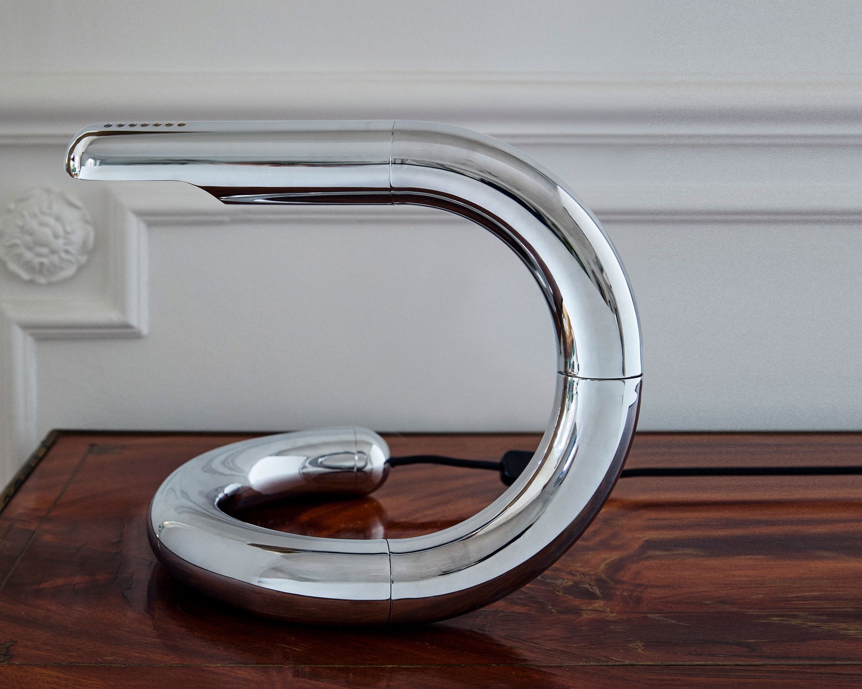 Gubi Aspide Table Lamp by Gianfranco Frattini | 1970s Lamp | DSHOP